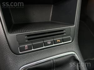 Blue Volkswagen Golf Plus 2011 in Jekabpils, with an engine capacity of 2.00 L and mileage of 218 thousand km for 6200 €, photo 26 on AUTOMOTO.COM.LV