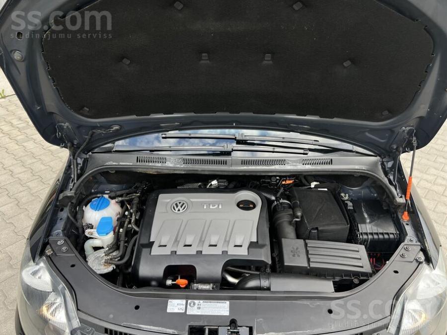 Blue Volkswagen Golf Plus 2011 in Jekabpils, with an engine capacity of 2.00 L and mileage of 218 thousand km for 6200 €, photo 27 on AUTOMOTO.COM.LV