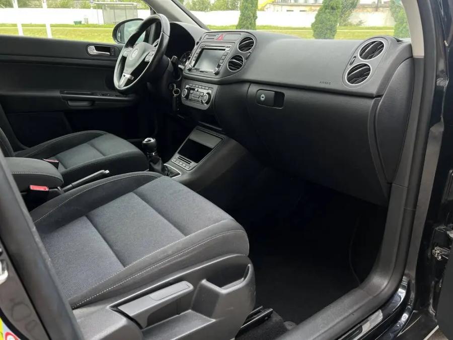 Zils Volkswagen Golf Plus 2011 Jēkabpils, ar dzinēja tilpumu 2.00 L un nobraukumu 218 tūkst. km par 6200 €, foto 17 vietnē AUTOMOTO.COM.LV