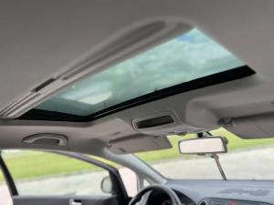 Zils Volkswagen Golf Plus 2011 Jēkabpils, ar dzinēja tilpumu 2.00 L un nobraukumu 218 tūkst. km par 6200 €, foto 20 vietnē AUTOMOTO.COM.LV