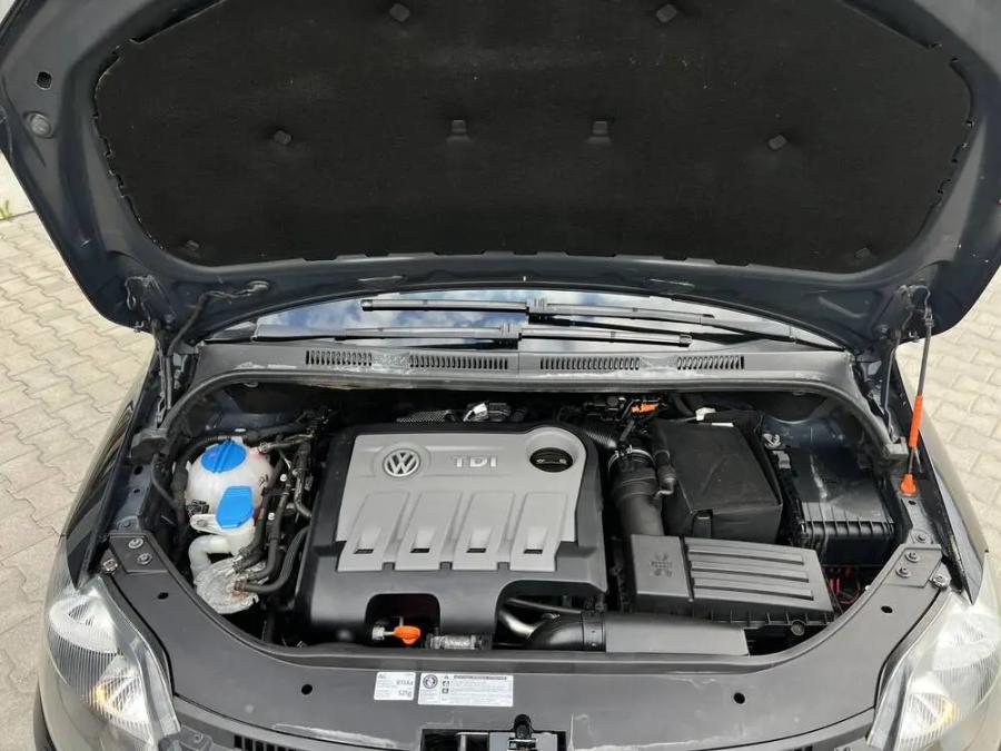 Zils Volkswagen Golf Plus 2011 Jēkabpils, ar dzinēja tilpumu 2.00 L un nobraukumu 218 tūkst. km par 6200 €, foto 27 vietnē AUTOMOTO.COM.LV