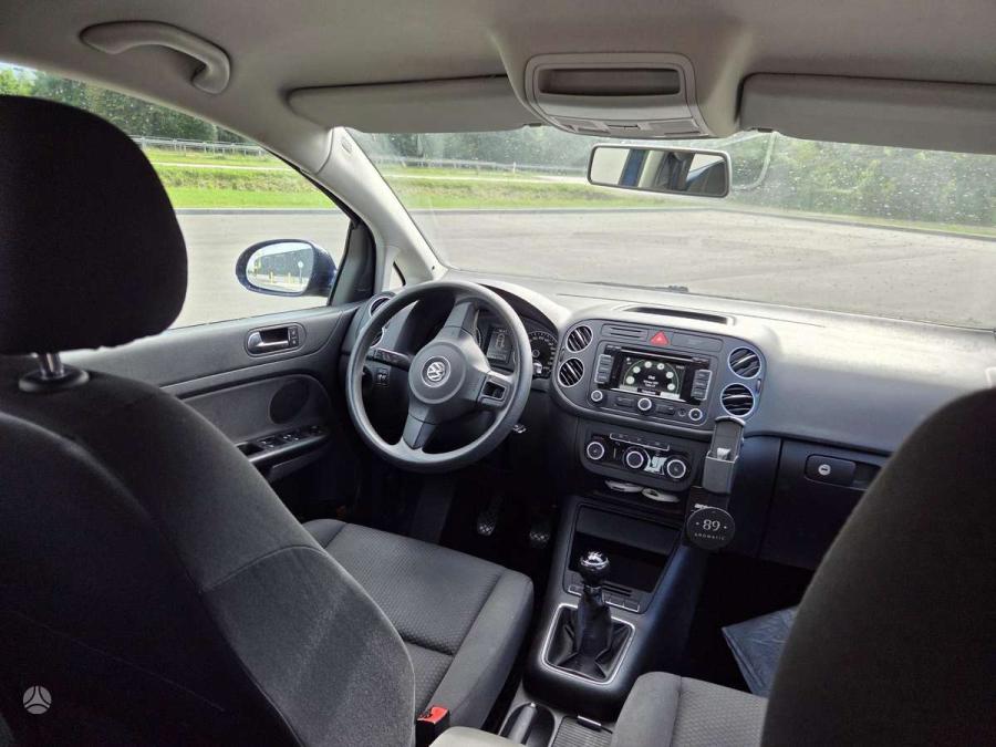 Zils Volkswagen Golf Plus 2011 Kauņa, ar dzinēja tilpumu 1.60 L un nobraukumu 348 tūkst. km par 2200 €, foto 1 vietnē AUTOMOTO.COM.LV