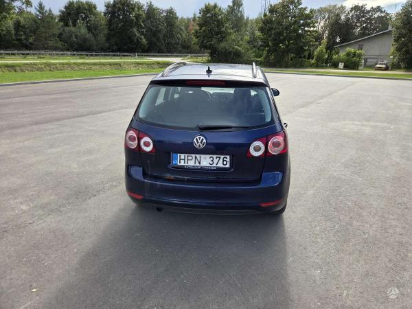 Zils Volkswagen Golf Plus 2011 Kauņa, ar dzinēja tilpumu 1.60 L un nobraukumu 348 tūkst. km par 2200 €, foto 9 vietnē AUTOMOTO.COM.LV