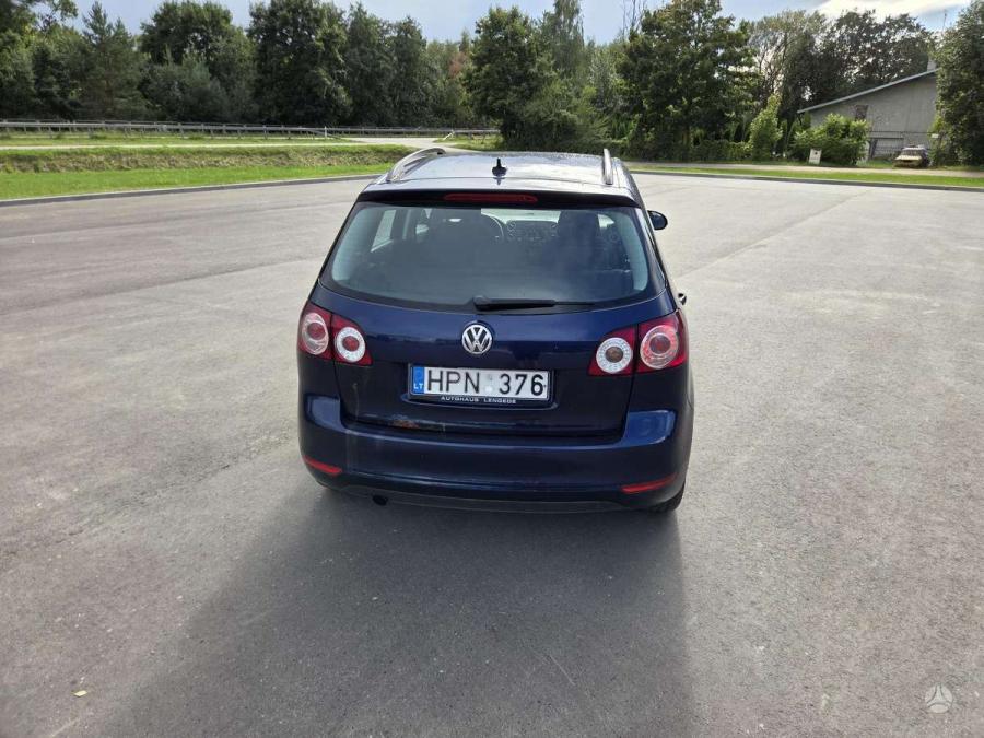 Zils Volkswagen Golf Plus 2011 Kauņa, ar dzinēja tilpumu 1.60 L un nobraukumu 348 tūkst. km par 2200 €, foto 9 vietnē AUTOMOTO.COM.LV
