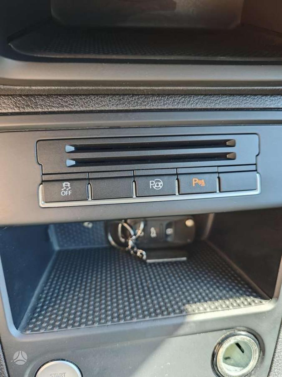 Zils Volkswagen Golf Plus 2012 Kauņa, ar dzinēja tilpumu 1.97 L un nobraukumu 108 tūkst. km par 7800 €, foto 14 vietnē AUTOMOTO.COM.LV