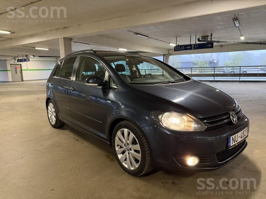 Zils Volkswagen Golf Plus 2013 Rīga, ar dzinēja tilpumu 1.60 L un nobraukumu 155 tūkst. km par 6900 €, foto 3 vietnē AUTOMOTO.COM.LV