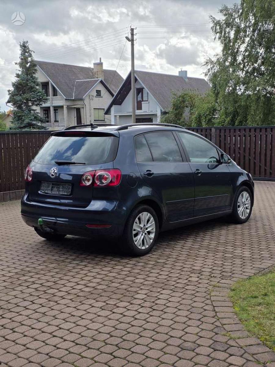 Zils Volkswagen Golf Plus 2013 Radviliškis, ar dzinēja tilpumu 1.60 L un nobraukumu 217 tūkst. km par 5800 €, foto 6 vietnē AUTOMOTO.COM.LV