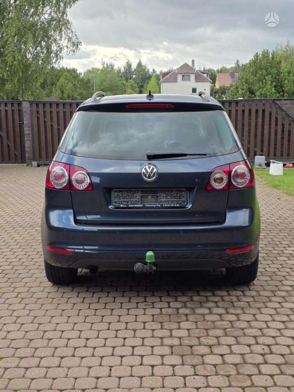 Blue Volkswagen Golf Plus 2013 in Radviliskis, with an engine capacity of 1.60 L and mileage of 217 thousand km for 5800 €, photo 7 on AUTOMOTO.COM.LV