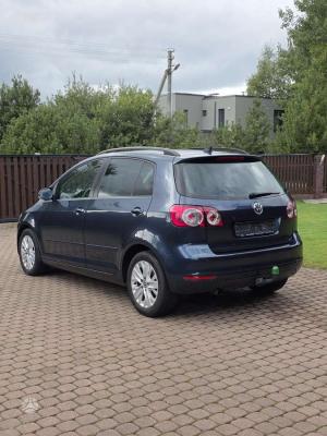 Zils Volkswagen Golf Plus 2013 Radviliškis, ar dzinēja tilpumu 1.60 L un nobraukumu 217 tūkst. km par 5800 €, foto 8 vietnē AUTOMOTO.COM.LV