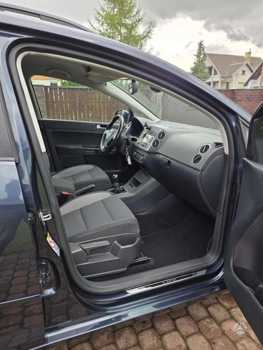 Zils Volkswagen Golf Plus 2013 Radviliškis, ar dzinēja tilpumu 1.60 L un nobraukumu 217 tūkst. km par 5800 €, foto 16 vietnē AUTOMOTO.COM.LV