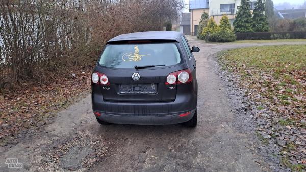 Blue Volkswagen Golf Plus 2005 in Vilnius, with an engine capacity of 1.90 L and mileage of 326 thousand km for 1650 €, photo 4 on AUTOMOTO.COM.LV