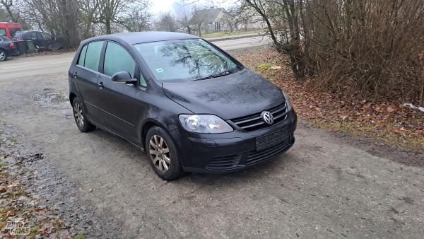 Blue Volkswagen Golf Plus 2005 in Vilnius, with an engine capacity of 1.90 L and mileage of 326 thousand km for 1650 €, photo 7 on AUTOMOTO.COM.LV