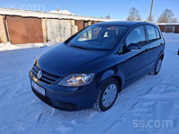 Zils Volkswagen Golf Plus 2005 Liepāja, ar dzinēja tilpumu 1.40 L un nobraukumu 235 tūkst. km par 3100 €, foto 4 vietnē AUTOMOTO.COM.LV