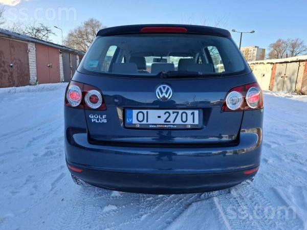 Zils Volkswagen Golf Plus 2005 Liepāja, ar dzinēja tilpumu 1.40 L un nobraukumu 235 tūkst. km par 3100 €, foto 6 vietnē AUTOMOTO.COM.LV