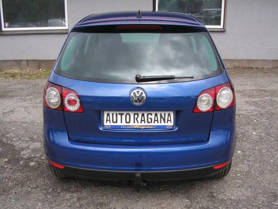 Zils Volkswagen Golf Plus 2005 Sigulda, ar dzinēja tilpumu 1.90 L un nobraukumu 302 tūkst. km par 3950 €, foto 7 vietnē AUTOMOTO.COM.LV