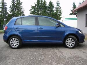 Zils Volkswagen Golf Plus 2005 Sigulda, ar dzinēja tilpumu 1.90 L un nobraukumu 302 tūkst. km par 3950 €, foto 8 vietnē AUTOMOTO.COM.LV
