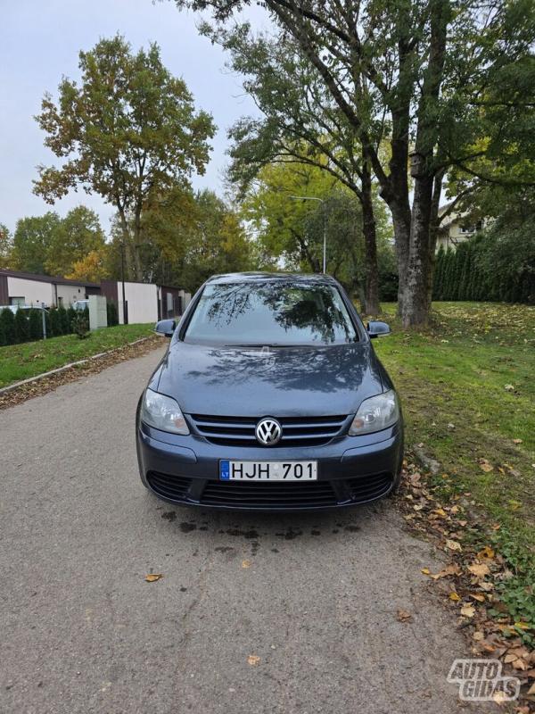Zils Volkswagen Golf Plus 2005 Kauņa, ar dzinēja tilpumu 2.00 L un nobraukumu 295 tūkst. km par 1600 €, foto 1 vietnē AUTOMOTO.COM.LV