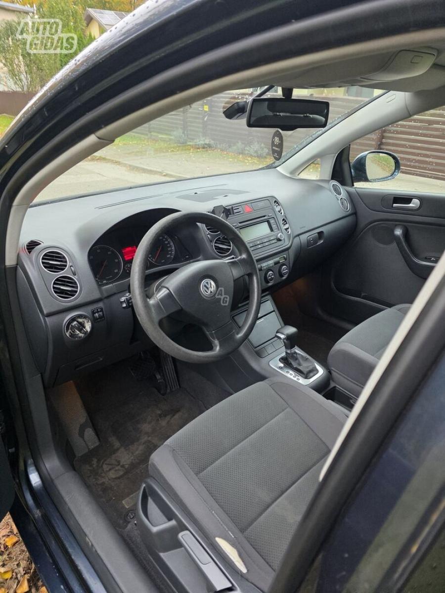Zils Volkswagen Golf Plus 2005 Kauņa, ar dzinēja tilpumu 2.00 L un nobraukumu 295 tūkst. km par 1600 €, foto 11 vietnē AUTOMOTO.COM.LV
