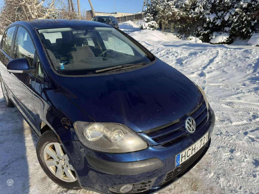 Zils Volkswagen Golf Plus 2006 Viļņa, ar dzinēja tilpumu 1.60 L un nobraukumu 227 tūkst. km par 1100 €, foto 2 vietnē AUTOMOTO.COM.LV