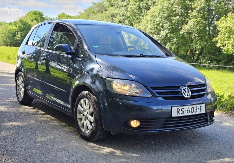 Zils Volkswagen Golf Plus 2006 Ariogala, ar dzinēja tilpumu 2.00 L un nobraukumu 277 tūkst. km par 2800 €, foto 6 vietnē AUTOMOTO.COM.LV