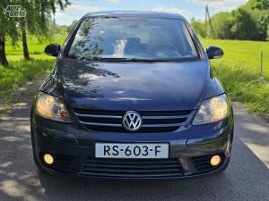 Zils Volkswagen Golf Plus 2006 Ariogala, ar dzinēja tilpumu 2.00 L un nobraukumu 277 tūkst. km par 2800 €, foto 7 vietnē AUTOMOTO.COM.LV