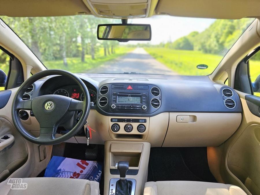 Zils Volkswagen Golf Plus 2006 Ariogala, ar dzinēja tilpumu 2.00 L un nobraukumu 277 tūkst. km par 2800 €, foto 10 vietnē AUTOMOTO.COM.LV