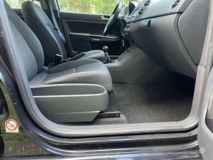Blue Volkswagen Golf Plus 2006 in Vilnius, with an engine capacity of 1.90 L and mileage of 343 thousand km for 1950 €, photo 15 on AUTOMOTO.COM.LV