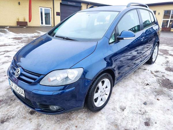 Zils Volkswagen Golf Plus 2007 Utena, ar dzinēja tilpumu 2.00 L un nobraukumu 282 tūkst. km par 2850 €, foto 1 vietnē AUTOMOTO.COM.LV