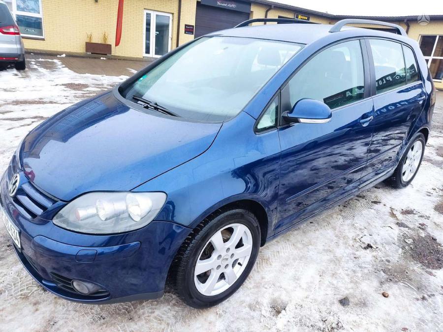 Zils Volkswagen Golf Plus 2007 Utena, ar dzinēja tilpumu 2.00 L un nobraukumu 282 tūkst. km par 2850 €, foto 6 vietnē AUTOMOTO.COM.LV