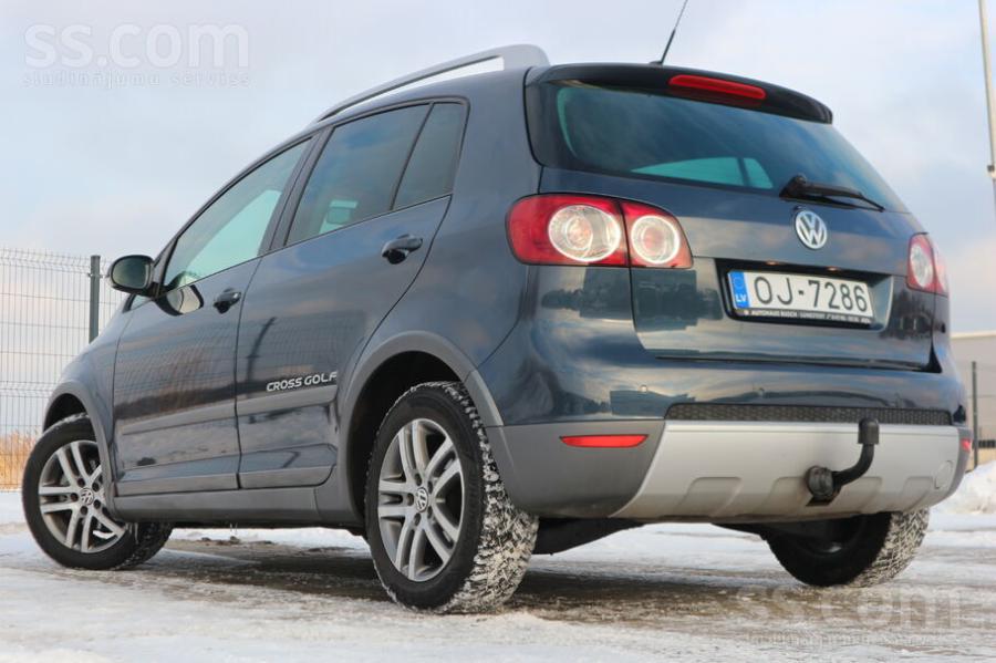 Zils Volkswagen Golf Plus 2007 Rīga, ar dzinēja tilpumu 2.00 L un nobraukumu 235 tūkst. km par 4200 €, foto 10 vietnē AUTOMOTO.COM.LV