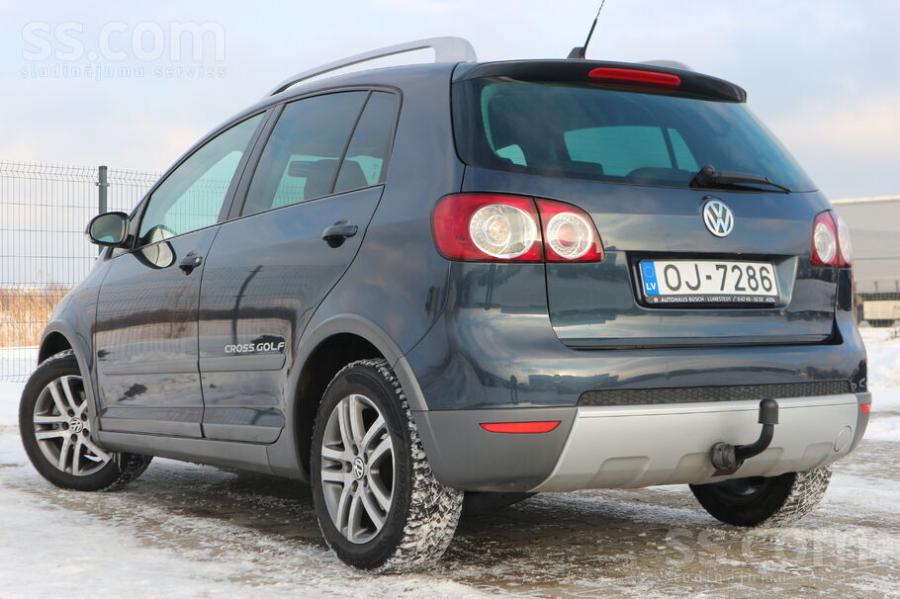 Zils Volkswagen Golf Plus 2007 Rīga, ar dzinēja tilpumu 2.00 L un nobraukumu 235 tūkst. km par 4200 €, foto 11 vietnē AUTOMOTO.COM.LV