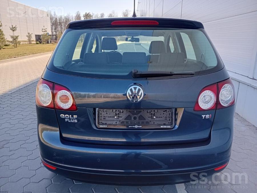 Zils Volkswagen Golf Plus 2007 Rīga, ar dzinēja tilpumu 1.40 L un nobraukumu 131 tūkst. km par 4290 €, foto 6 vietnē AUTOMOTO.COM.LV
