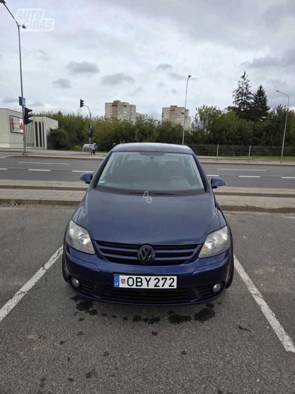 Zils Volkswagen Golf Plus 2007 Viļņa, ar dzinēja tilpumu 2.00 L un nobraukumu 303 tūkst. km par 1400 €, foto 1 vietnē AUTOMOTO.COM.LV