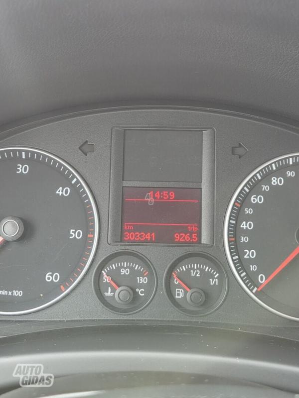 Zils Volkswagen Golf Plus 2007 Viļņa, ar dzinēja tilpumu 2.00 L un nobraukumu 303 tūkst. km par 1400 €, foto 3 vietnē AUTOMOTO.COM.LV