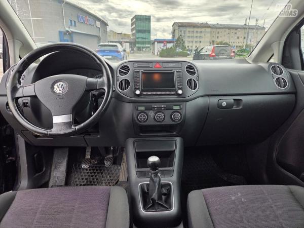 Zils Volkswagen Golf Plus 2007 Viļņa, ar dzinēja tilpumu 2.00 L un nobraukumu 303 tūkst. km par 1400 €, foto 8 vietnē AUTOMOTO.COM.LV