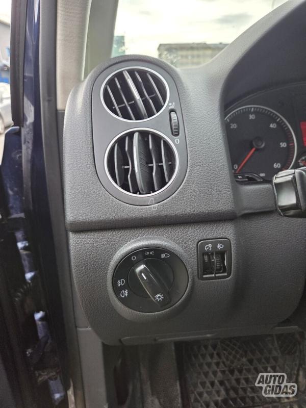 Zils Volkswagen Golf Plus 2007 Viļņa, ar dzinēja tilpumu 2.00 L un nobraukumu 303 tūkst. km par 1400 €, foto 11 vietnē AUTOMOTO.COM.LV