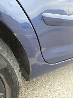 Zils Volkswagen Golf Plus 2007 Viļņa, ar dzinēja tilpumu 2.00 L un nobraukumu 303 tūkst. km par 1400 €, foto 17 vietnē AUTOMOTO.COM.LV