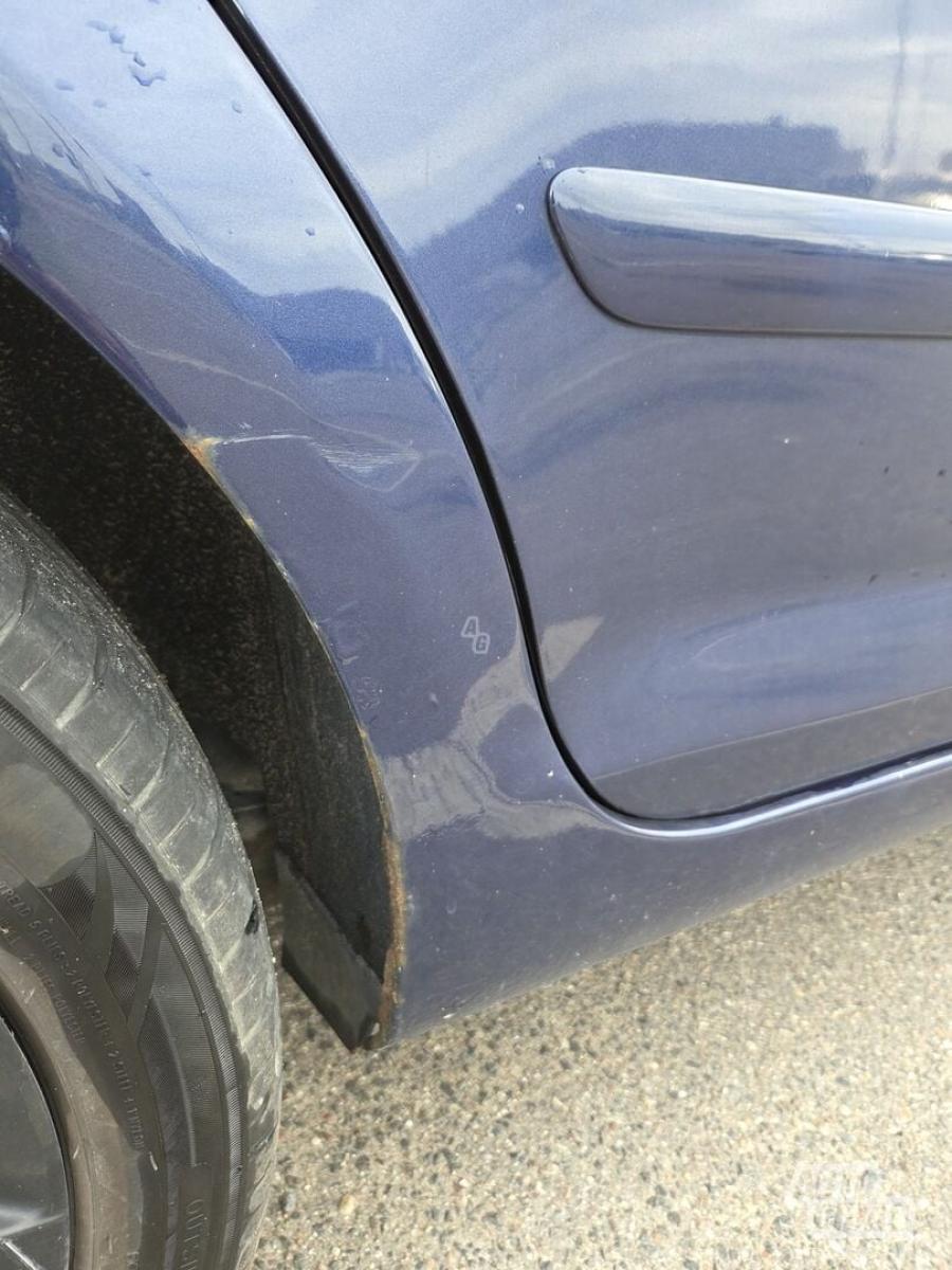 Zils Volkswagen Golf Plus 2007 Viļņa, ar dzinēja tilpumu 2.00 L un nobraukumu 303 tūkst. km par 1400 €, foto 17 vietnē AUTOMOTO.COM.LV