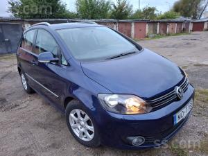 Blue Volkswagen Golf Plus 2009 in Liepaja, with an engine capacity of 1.60 L and mileage of 163 thousand km for 5150 €, photo 2 on AUTOMOTO.COM.LV