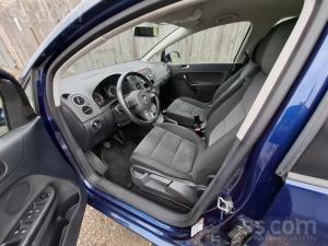 Blue Volkswagen Golf Plus 2009 in Liepaja, with an engine capacity of 1.60 L and mileage of 163 thousand km for 5150 €, photo 8 on AUTOMOTO.COM.LV