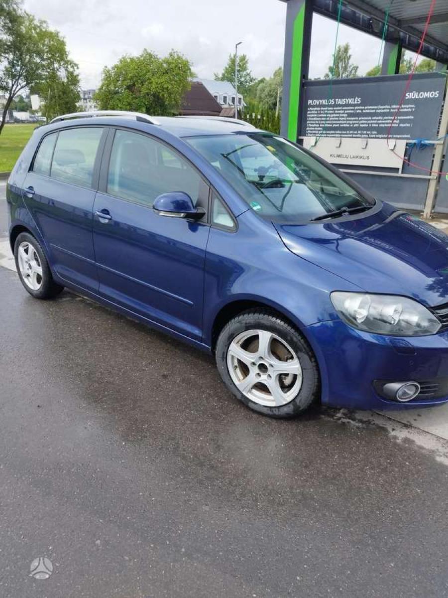 Zils Volkswagen Golf Plus 2010 Jonava, ar dzinēja tilpumu 1.60 L un nobraukumu 194 tūkst. km par 4499 €, foto 1 vietnē AUTOMOTO.COM.LV
