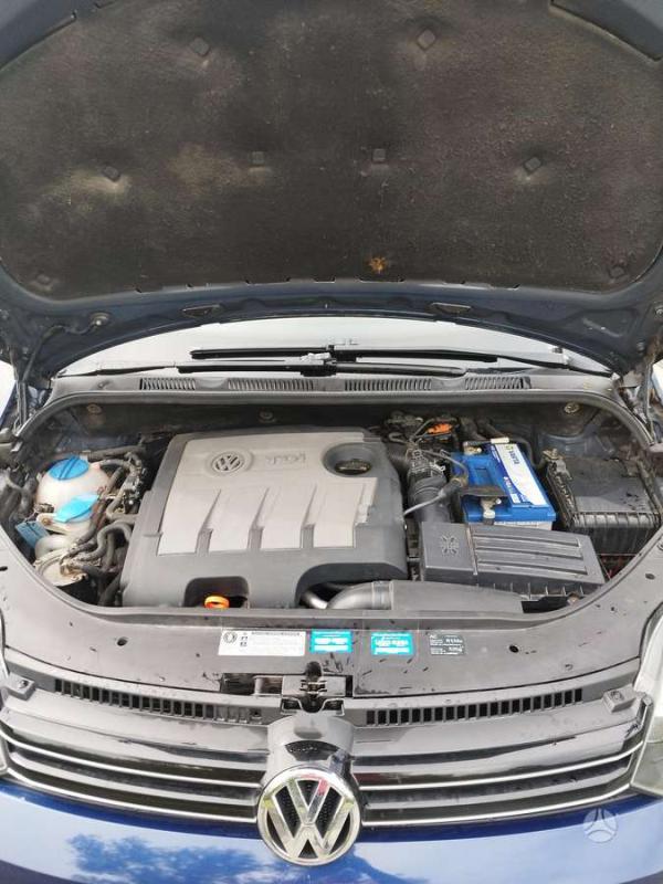 Zils Volkswagen Golf Plus 2010 Jonava, ar dzinēja tilpumu 1.60 L un nobraukumu 194 tūkst. km par 4499 €, foto 8 vietnē AUTOMOTO.COM.LV