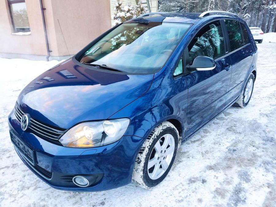 Blue Volkswagen Golf Plus 2011 in Utena, with an engine capacity of 1.60 L and mileage of 268 thousand km for 4550 €, photo 27 on AUTOMOTO.COM.LV