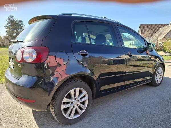 Blue Volkswagen Golf Plus 2011 in Siauliai, with an engine capacity of 1.60 L and mileage of 215 thousand km for 5800 €, photo 7 on AUTOMOTO.COM.LV