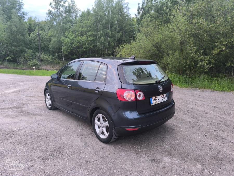 Blue Volkswagen Golf Plus 2008 in Kaunas, with an engine capacity of 1.40 L and mileage of 223 thousand km for 3200 €, photo 3 on AUTOMOTO.COM.LV