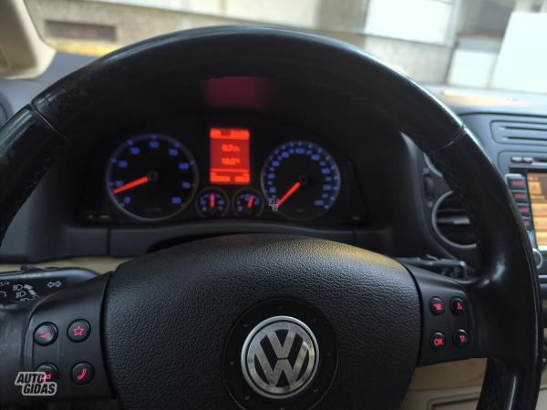 Blue Volkswagen Golf Plus 2008 in Kaunas, with an engine capacity of 1.40 L and mileage of 223 thousand km for 3200 €, photo 6 on AUTOMOTO.COM.LV