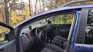 Zils Volkswagen Golf Plus 2008 Rīga, ar dzinēja tilpumu 2.00 L un nobraukumu 288 tūkst. km par 2500 €, foto  vietnē AUTOMOTO.COM.LV