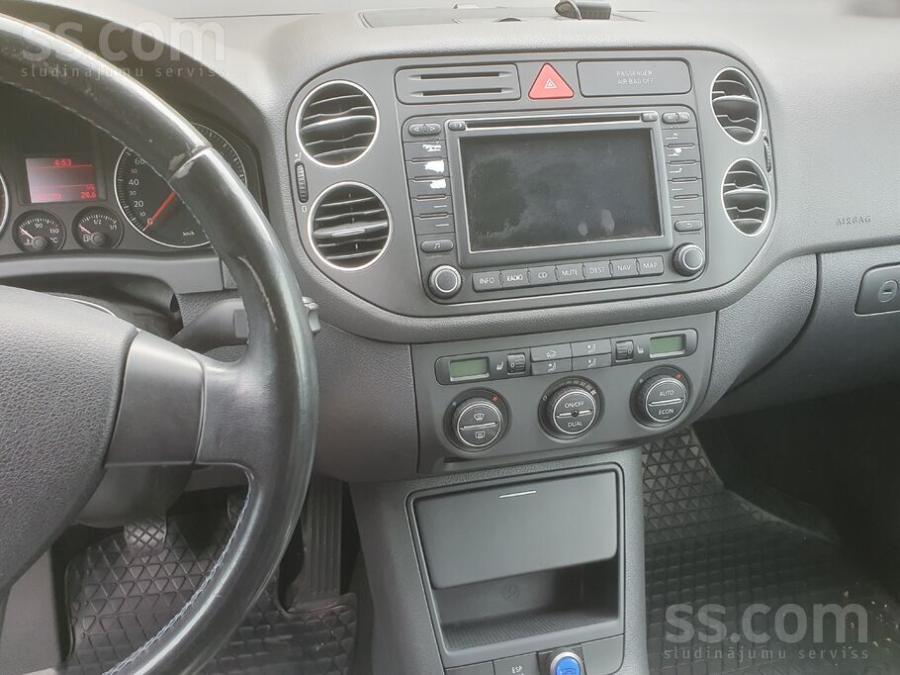 Zils Volkswagen Golf Plus 2006 Kuldīga, ar dzinēja tilpumu 1.90 L un nobraukumu 258 tūkst. km par 2400 €, foto 1 vietnē AUTOMOTO.COM.LV