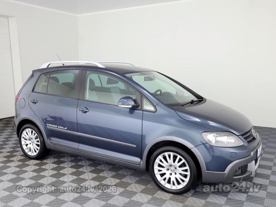 Blue Volkswagen Golf Plus 2007 in Tallinn, with an engine capacity of 1.40 L and mileage of 239 thousand km for 2199 €, photo 1 on AUTOMOTO.COM.LV