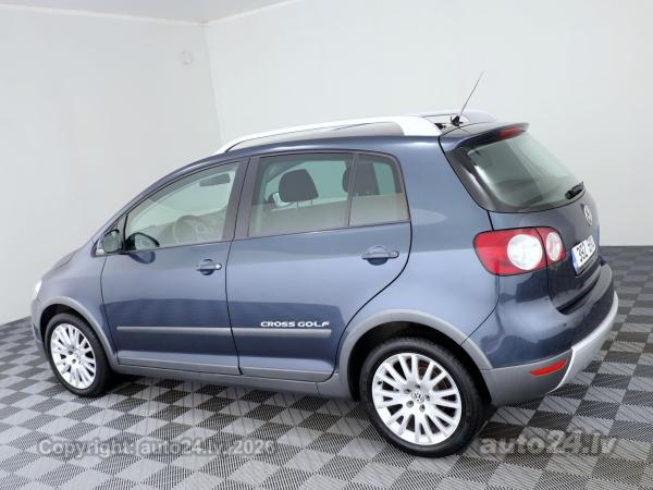 Volkswagen Golf Plus 2007 Tallina vietnē Zils Volkswagen Golf Plus 2007 Tallina, ar dzinēja tilpumu 1.40 L un nobraukumu 239 tūkst. km par 2199 €, foto 5 vietnē AUTOMOTO.COM.LV